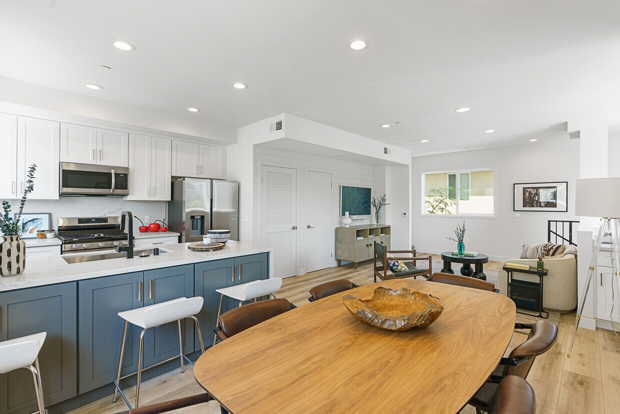 14662 W Sara Ln, Panorama City, CA 91402 - House Rental in Panorama ...