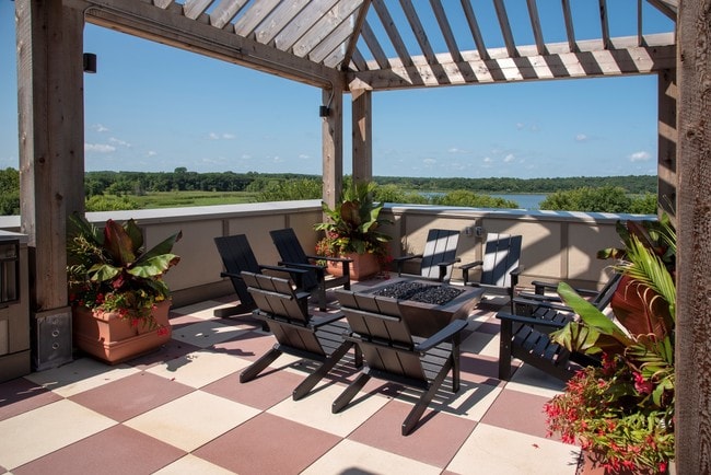 Victoria Flats - 1699 Steiger Lake Ln Victoria, MN | Apartments.com
