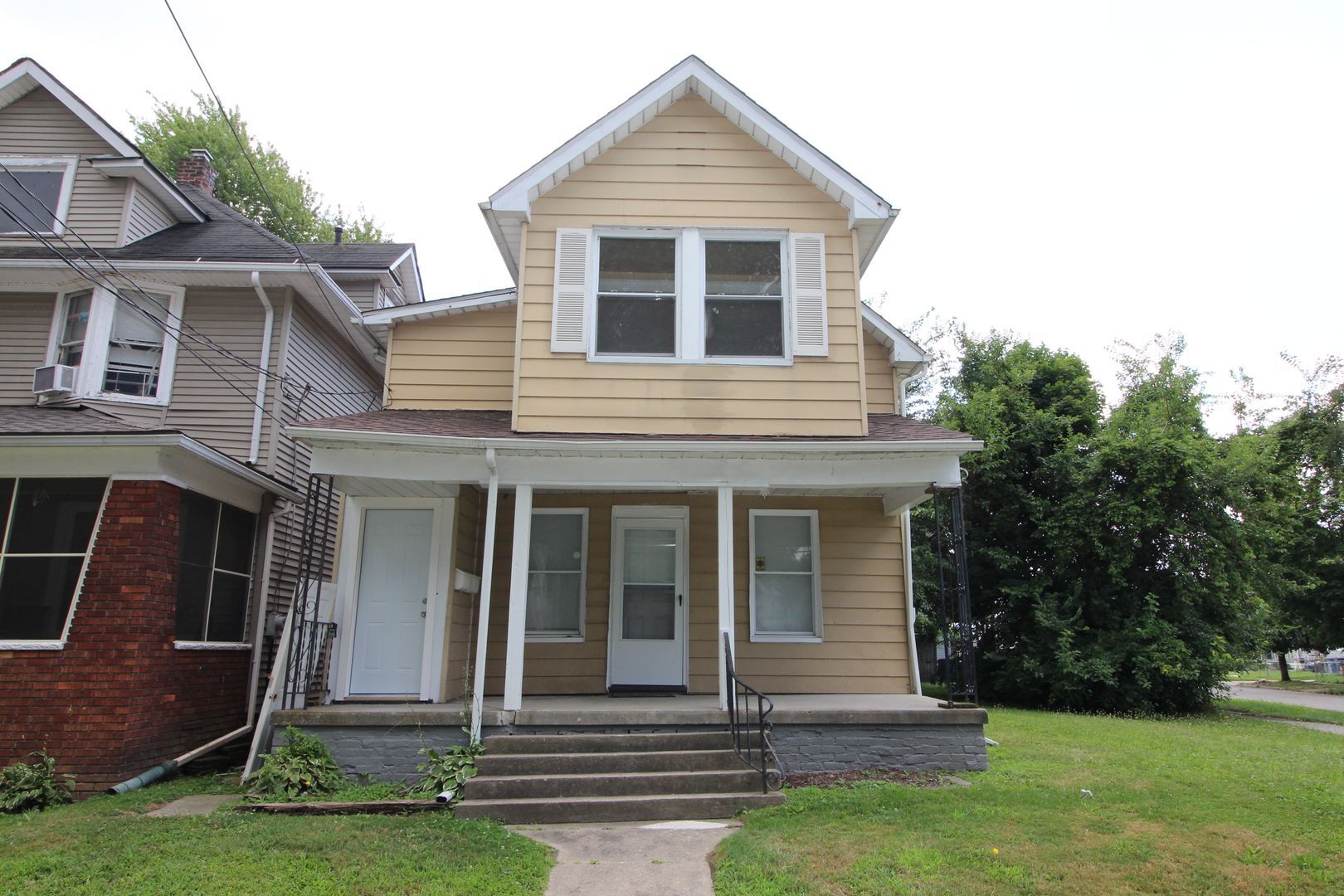 2563 Foraker Ave Unit Lower, Toledo, OH 43609 - Room for Rent in Toledo ...