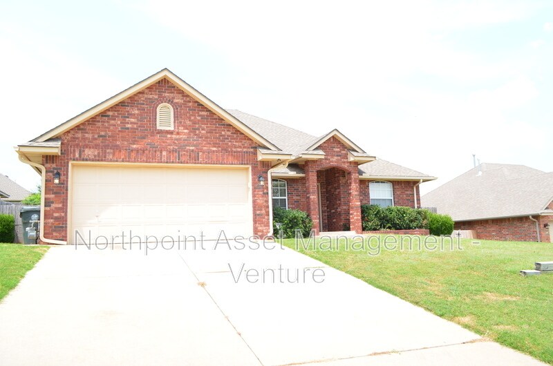 11521 Village Ave, Midwest City, OK 73130 - House Rental in Midwest ...