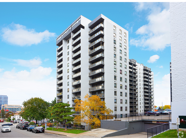 Hamilton Downtown B Apartments for Rent with Hardwood Floors - Hamilton ...