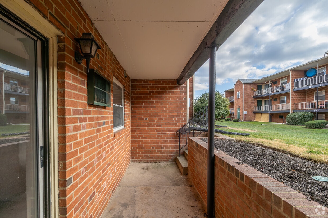 Colonial Point Apartments - 2555 Old Trevose Rd Feasterville Trevose ...