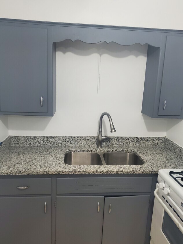 345 W Stone Ave Unit B, Addison, IL 60101 - 345 W Stone Ave Addison, IL ...