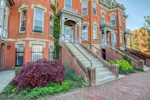 74 Temple St Unit 1, Springfield, MA 01105 - Condo for Rent in ...