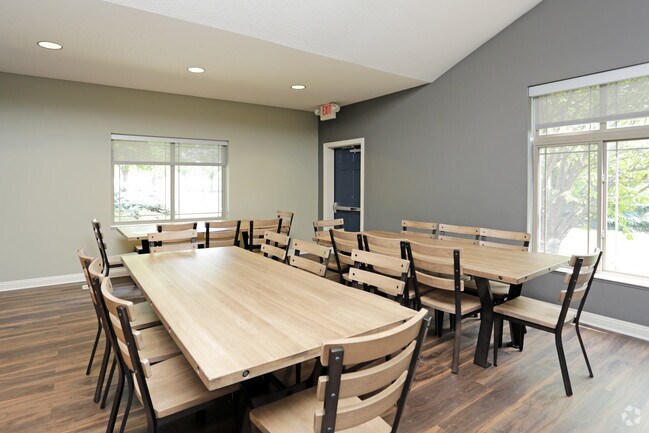 Southwind Villas Apartments - Lavista, NE | Apartments.com