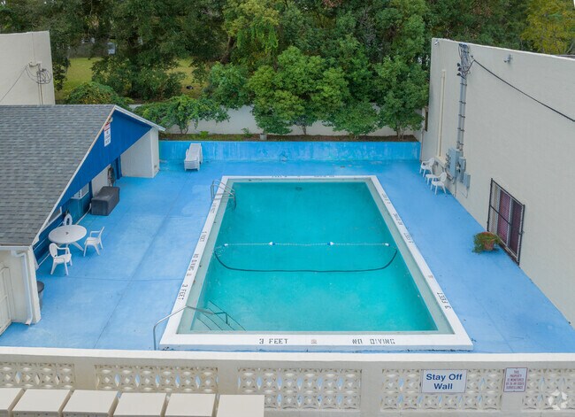 Best Luxury Lake Lucina Apartments for Rent - Jacksonville, FL - 25 ...
