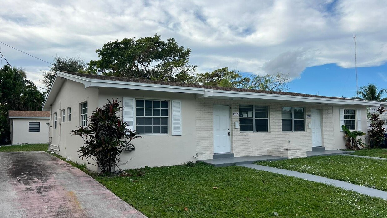 19126 NW 2nd Ct Unit 1, Miami, FL 33169 - Room for Rent in Miami, FL ...