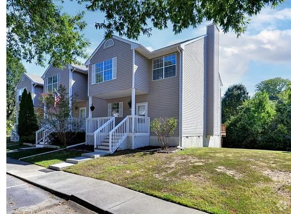 The Colonies at Williamsburg Apartments for Rent with Parking ...