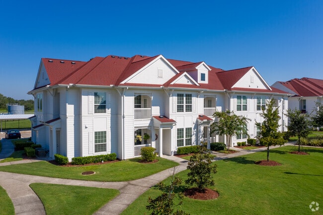 Summer House Apartments - Angleton, TX | Apartments.com