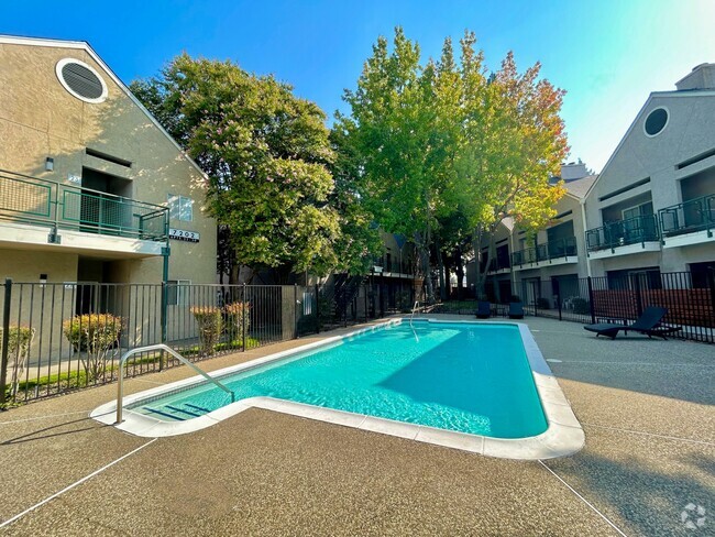 Riverside Manor East Apartments for Rent with a Garage - Sacramento, CA ...