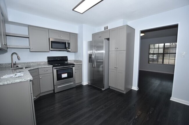 2811 Langley Ave Unit 111, Pensacola, FL 32504 - Condo for Rent in ...