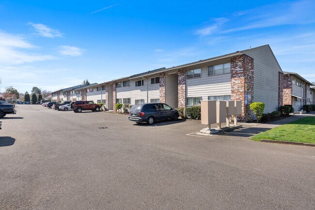 Sandy Terrace Apartments - Apartments in Portland, OR | Apartments.com