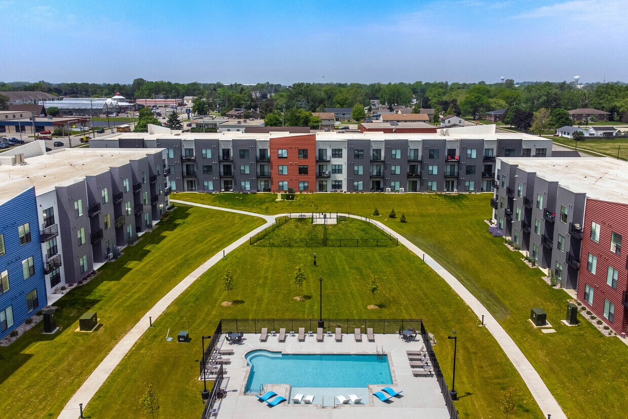 Courtyard at Cobblestone Park - 8419 Corliss Ave Sturtevant, WI 53177 ...