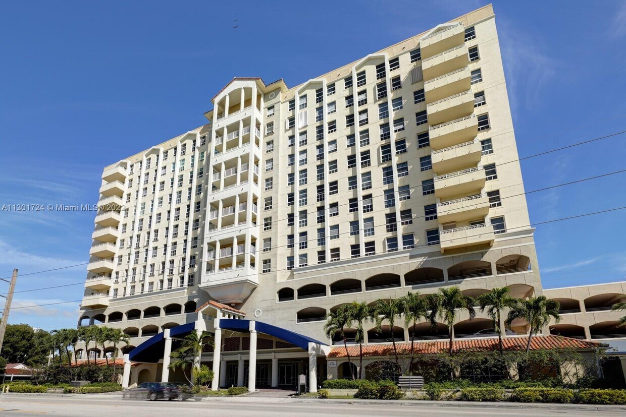 2351 Douglas Rd Unit 803, Miami, FL 33145 - Room for Rent in Miami, FL ...