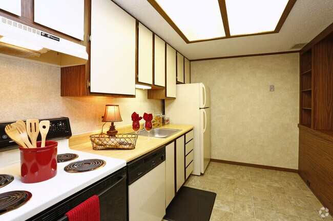 Hunting Ridge Apartments under $1,000 - Bridgeville, PA - 2 Rentals ...