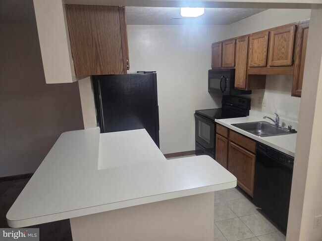 Mcintosh Estate Condos for Rent | Apartments.com