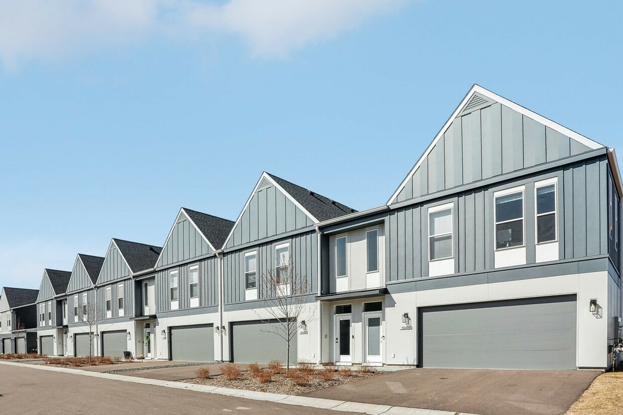 Summerwell Maple Grove Townhomes for Rent - Maple Grove, MN ...