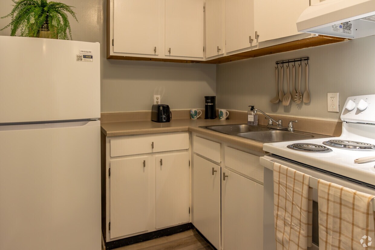 The Terraces at Dekalb - Apartments in DeKalb, IL | Apartments.com