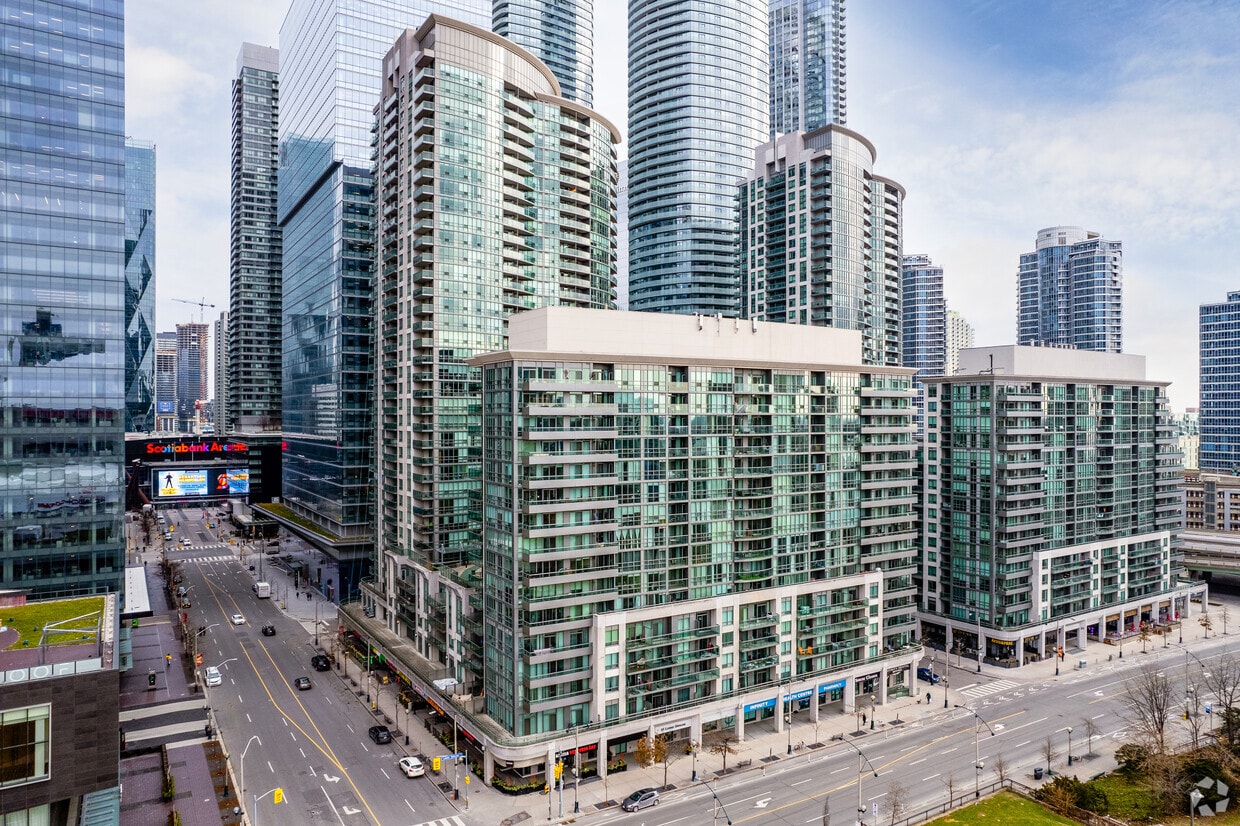 Infinity 2 Apartments - 51 Lower Simcoe St Toronto, ON | Apartments.com