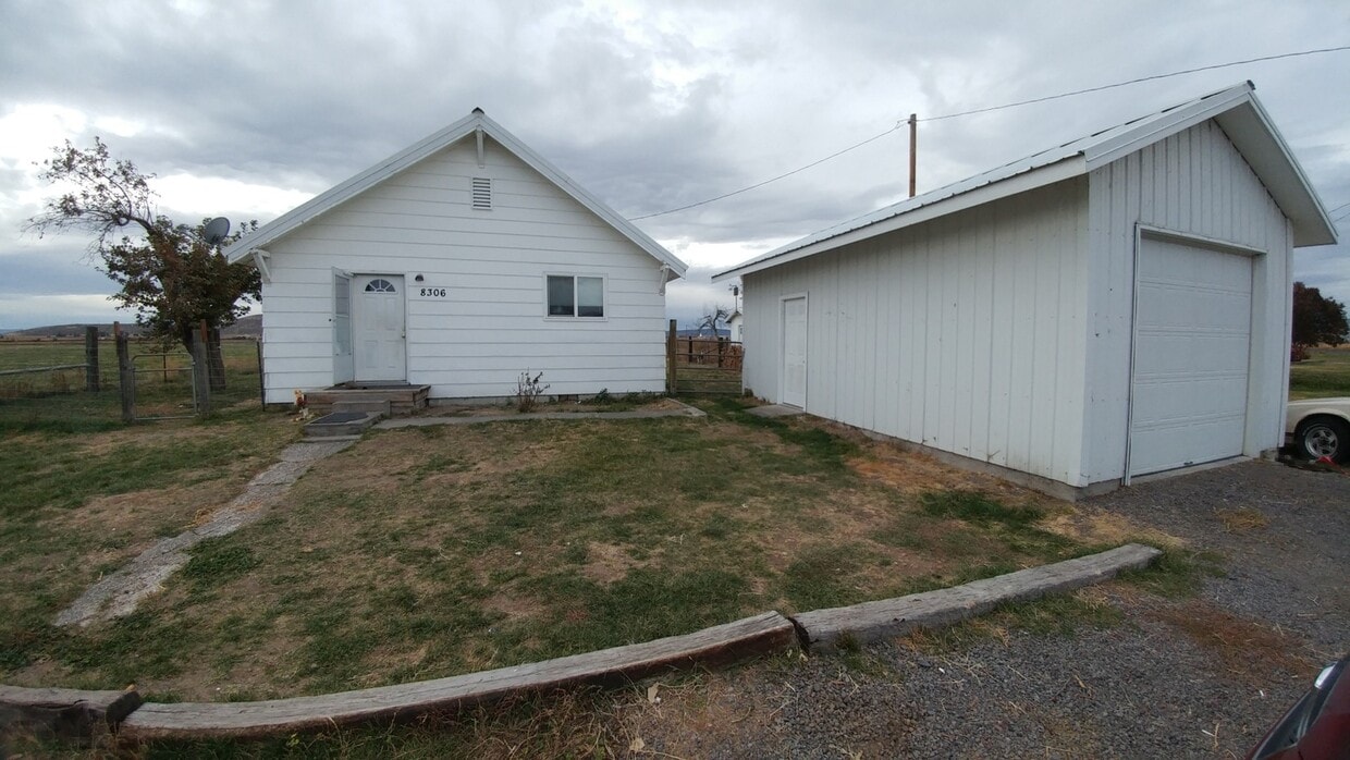 8306 Homedale Rd, Klamath Falls, OR 97603 - House Rental in Klamath ...