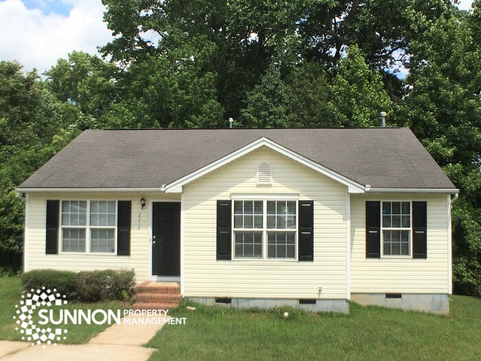 2332 Eargle Rd, Charlotte, NC 28269 - House Rental in Charlotte, NC ...