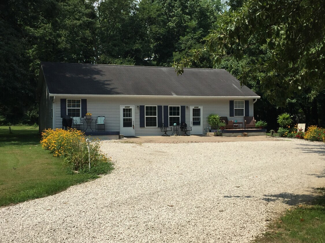 11063 W 50 S, Linton, IN 47441 - Townhome Rentals in Linton IN ...
