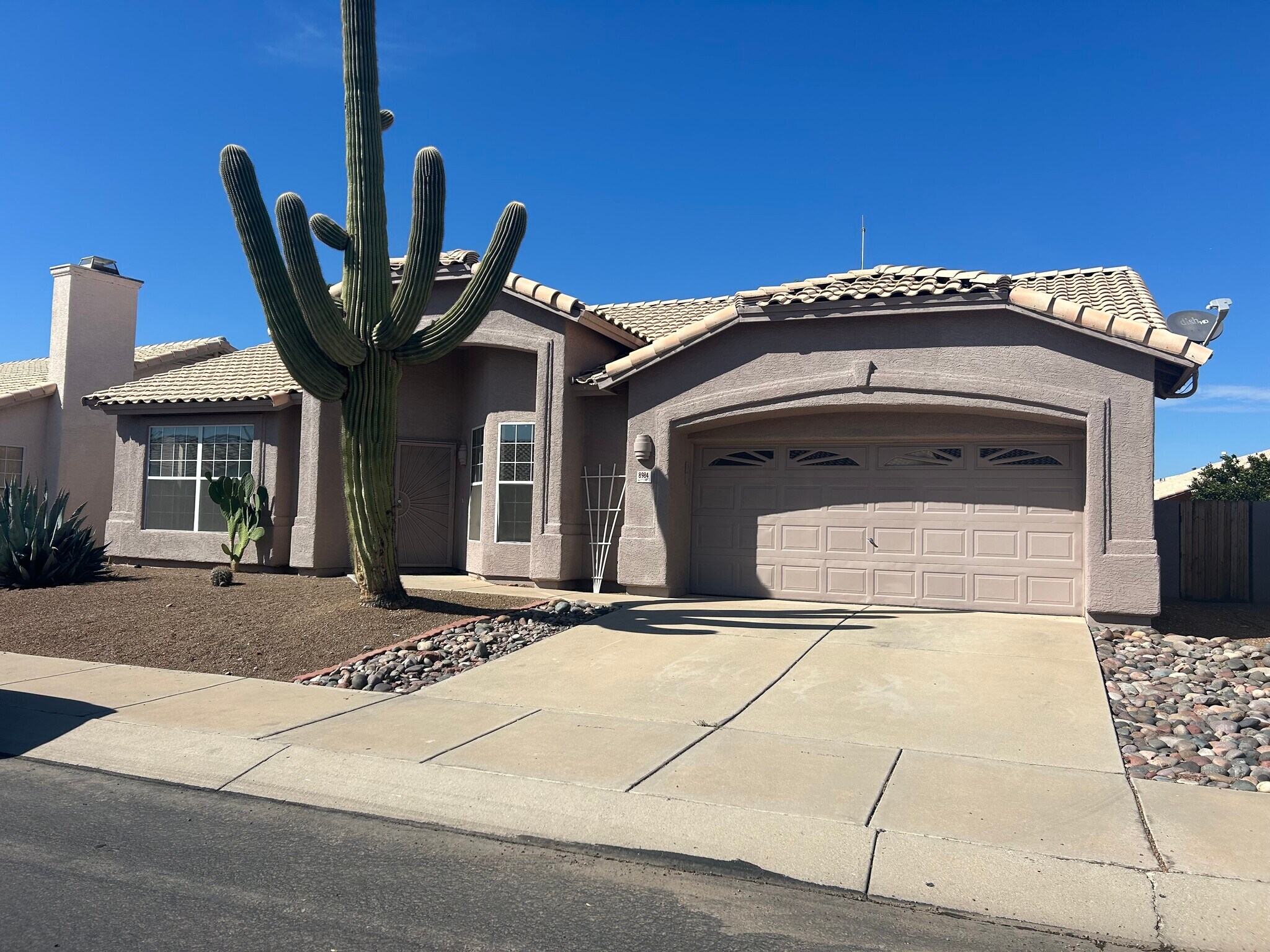 8984 N Clover Way, Tucson, AZ 85743 - House Rental in Tucson, AZ ...