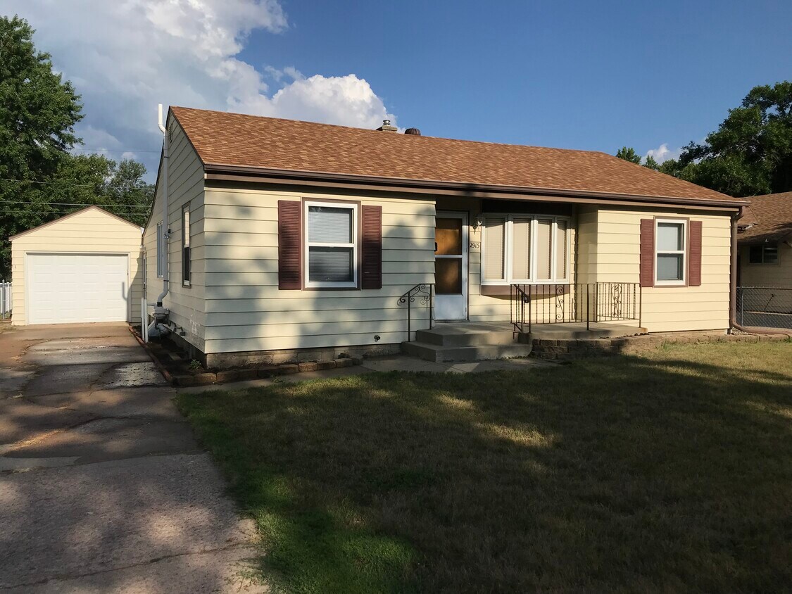 2915 S Summit Ave, Sioux Falls, SD 57105 - House Rental in Sioux Falls ...