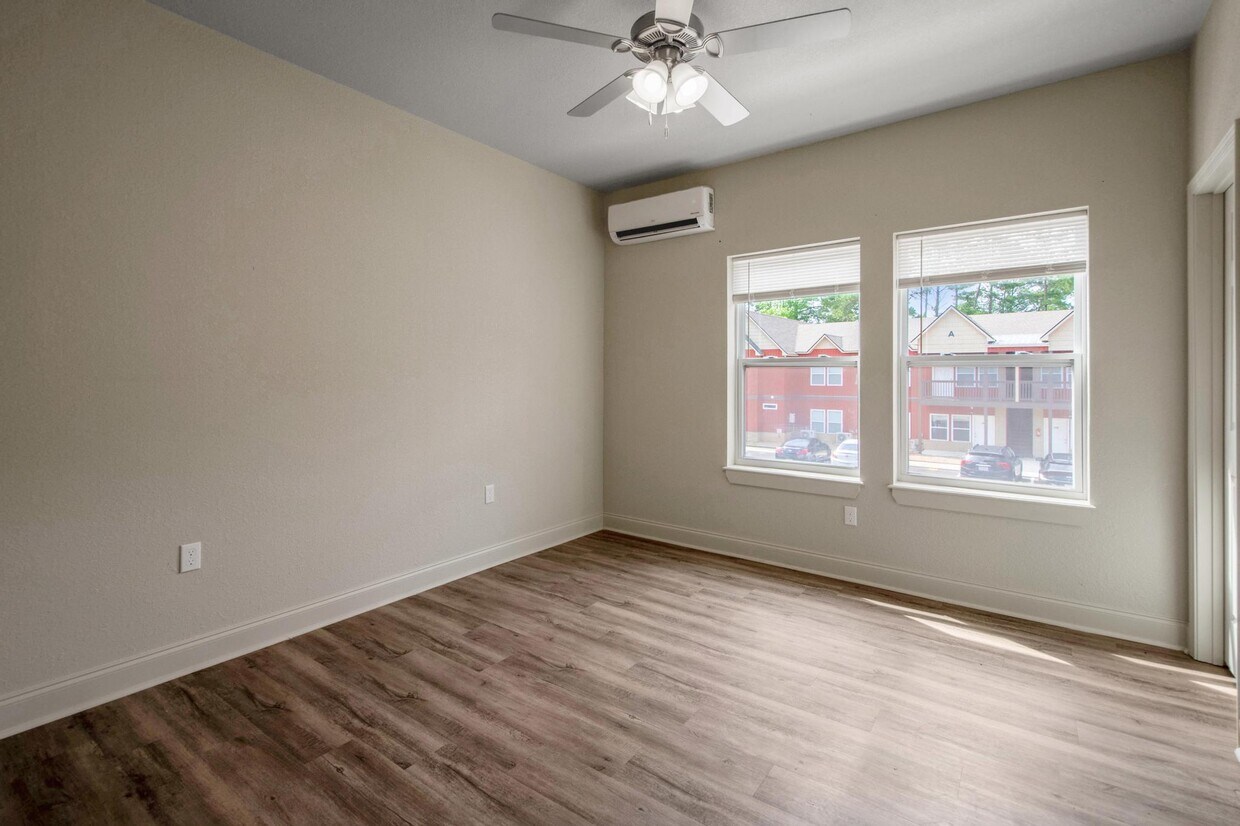 878 4Th St SE Unit B-104, Cairo, GA 39828 - Room for Rent in Cairo, GA ...