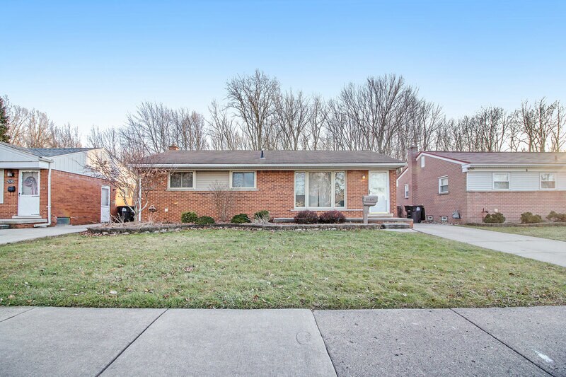 25325 Haskell St, Taylor, MI 48180 - House Rental in Taylor, MI ...