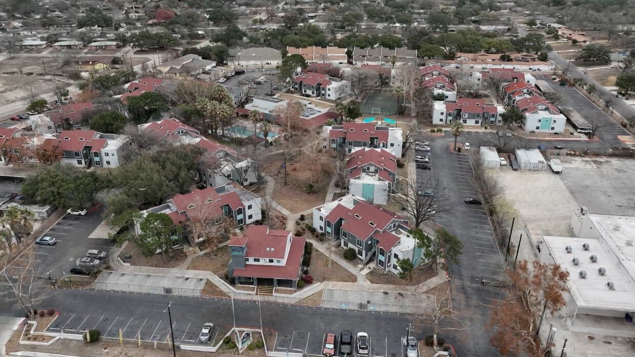 Regency Grove Apartments - 1830 Bandera Rd San Antonio, TX 78228 ...