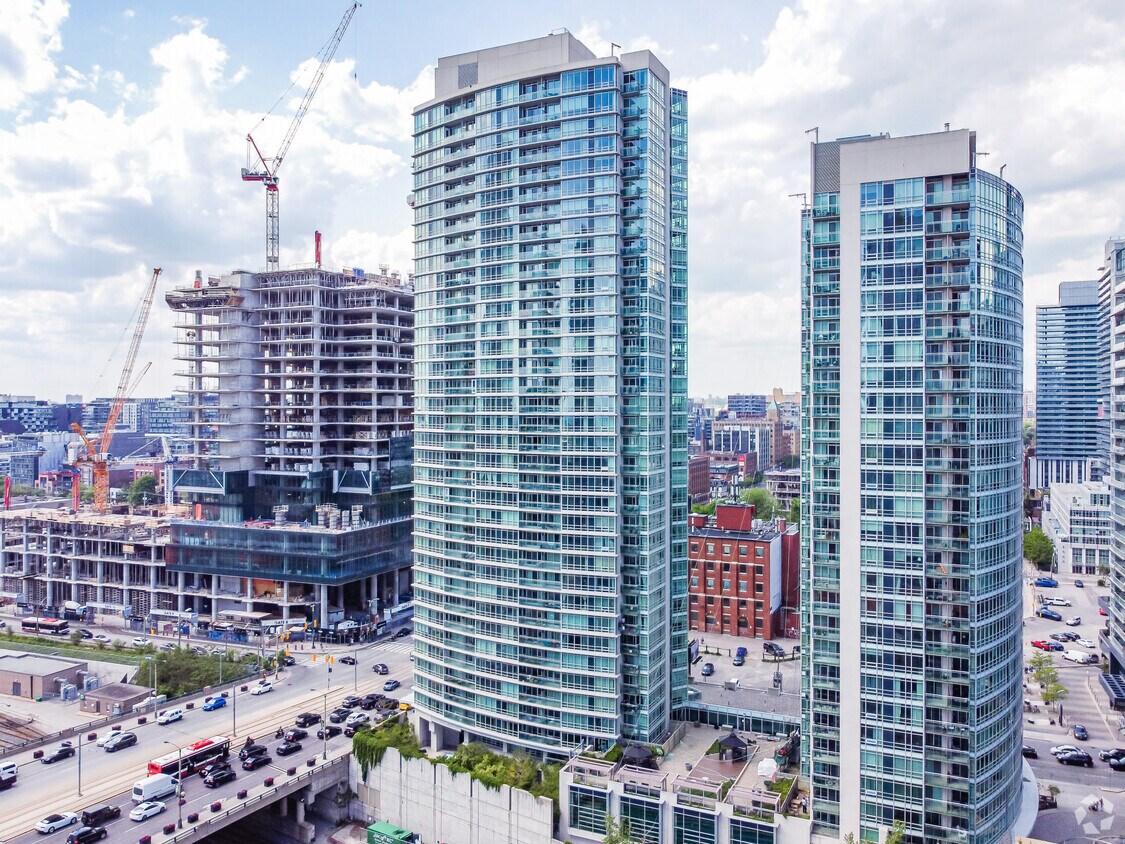 Apex 2 Apartments - 389 Front St W Toronto, ON | Apartments.com