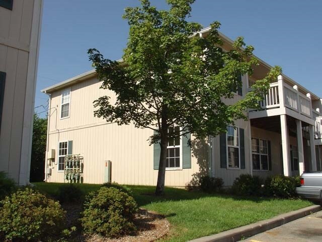 Bristol Ridge Apartments - Topeka, KS | Apartments.com