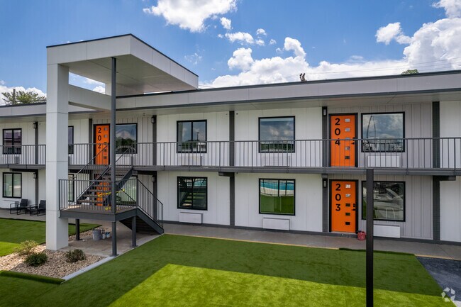 The Wayne - 1500 Main St Lynchburg, VA - Apartments for Rent in ...