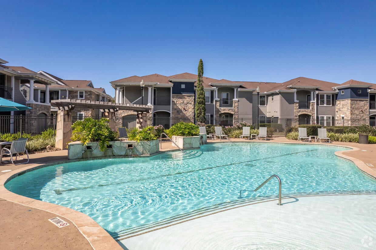 Marbella Bay Apartments - 6155 Sienna Trails Beaumont, TX 77708 ...
