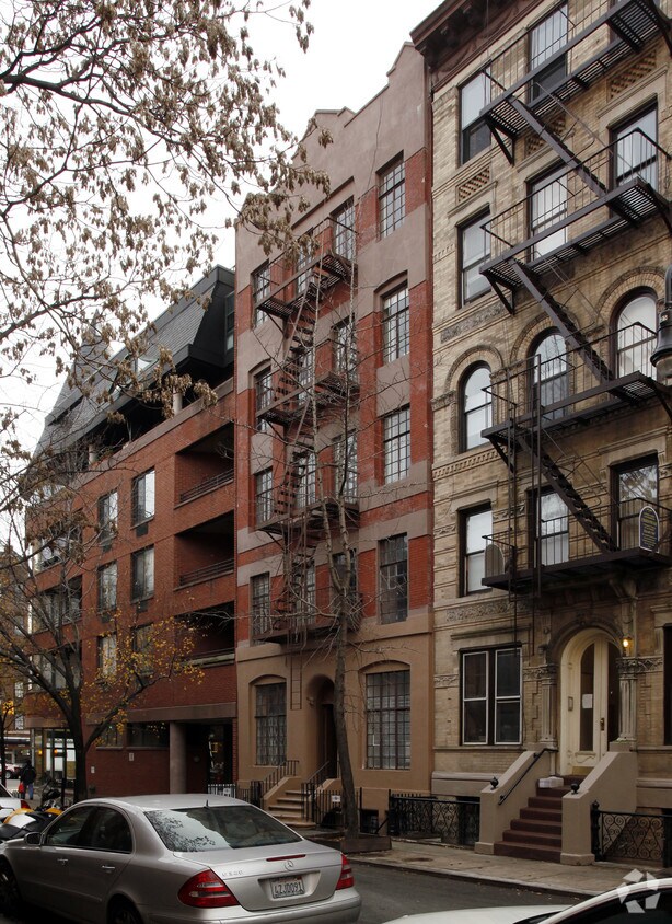 26 Perry St, New York, NY 10014 - 26 Perry St New York, NY 10014 ...