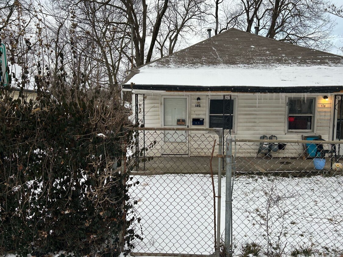 180 York St, Lexington, KY 40508 - Townhome Rentals in Lexington KY | Apartments.com