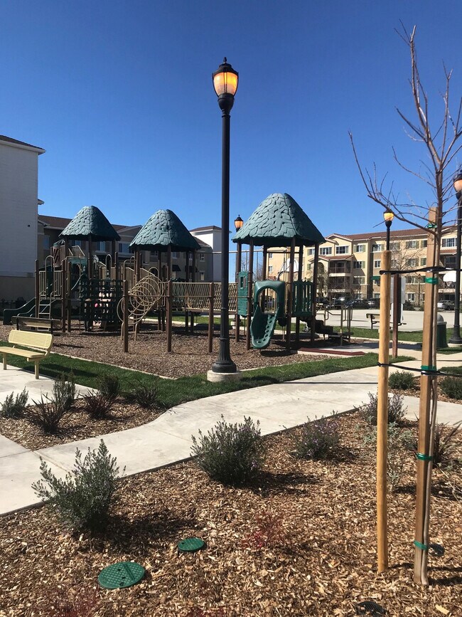 Commons @ Oak Grove - Apartments in Oakley, CA | Apartments.com