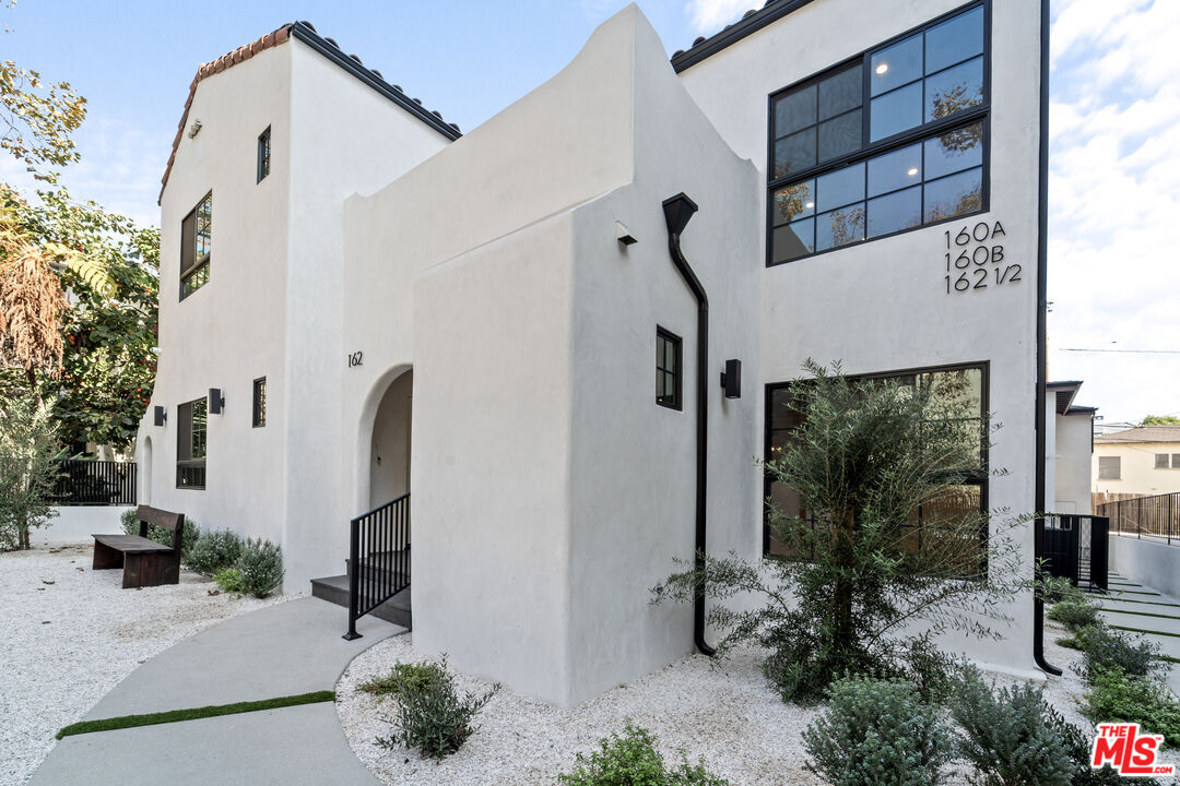 162 N Almont Dr, Beverly Hills, CA 90211 - Condo for Rent in Beverly ...