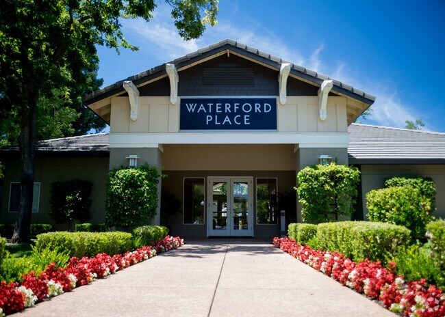 Waterford Place Apartments for Rent with Hardwood Floors - Folsom, CA ...