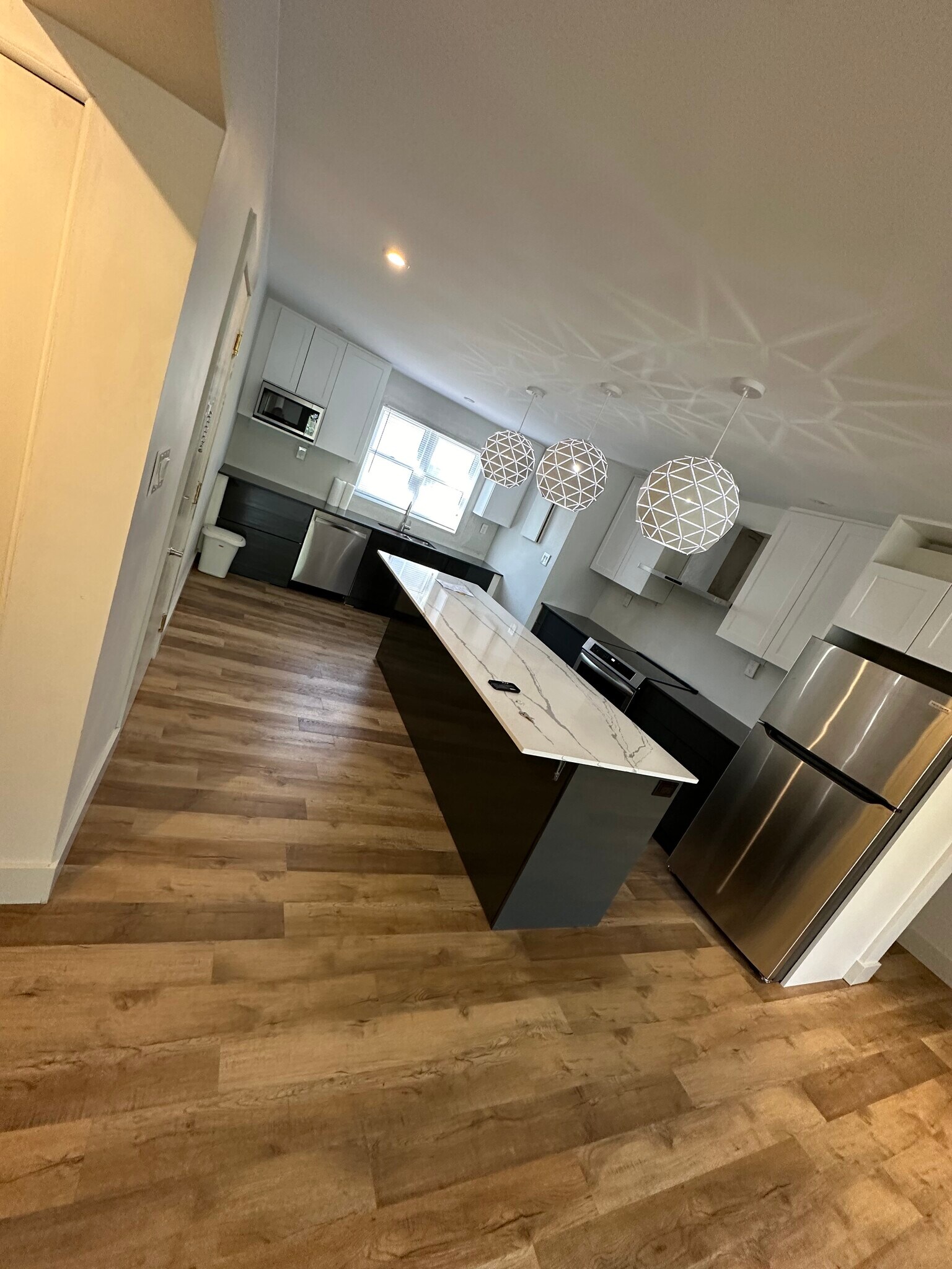 402 Montreal Rd Unité 3, Ottawa, ON K1K 0V4 Appartements - 402 Montreal ...