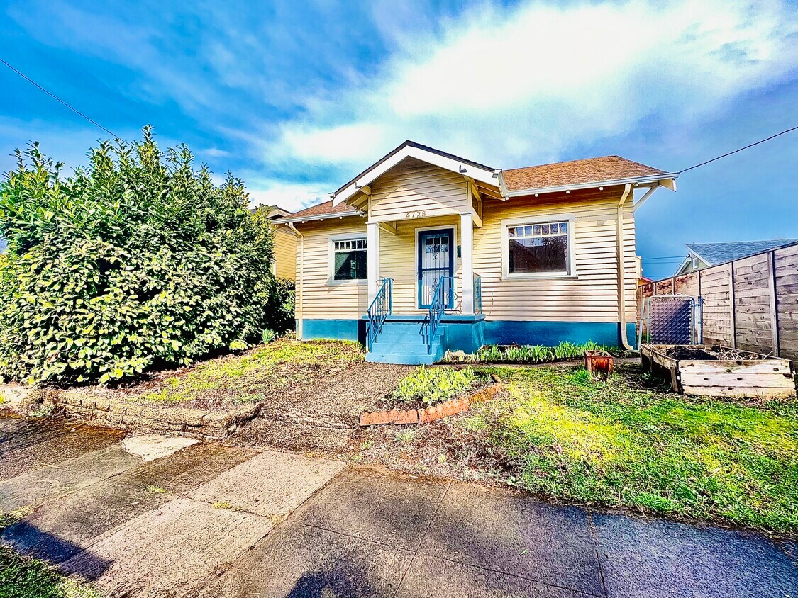 4728 NE 27th Ave, Portland, OR 97211 - House Rental in Portland, OR ...