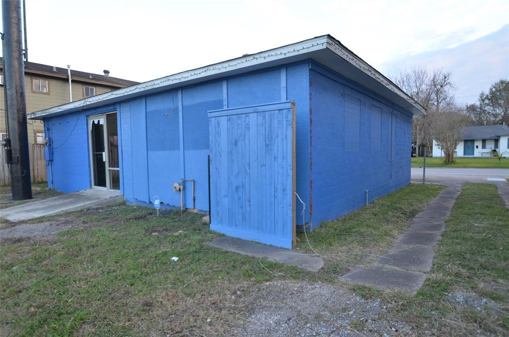 10822 East Fwy, Houston, TX 77029 - House Rental in Houston, TX ...