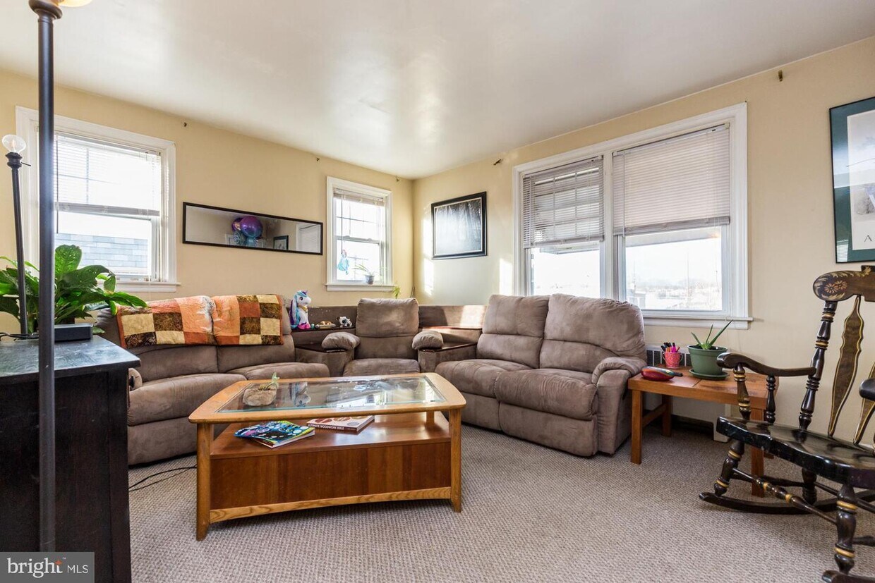 1730 Bleigh Ave Unit 2, Philadelphia, PA 19111 - Room for Rent in ...