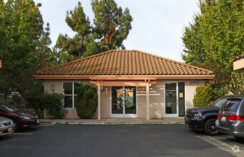 Warburton Village Apartment Rentals - Santa Clara, CA | Apartments.com
