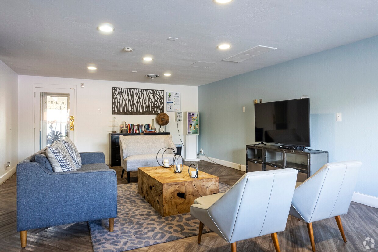 Uptown Square - Apartments in Albuquerque, NM | Apartments.com