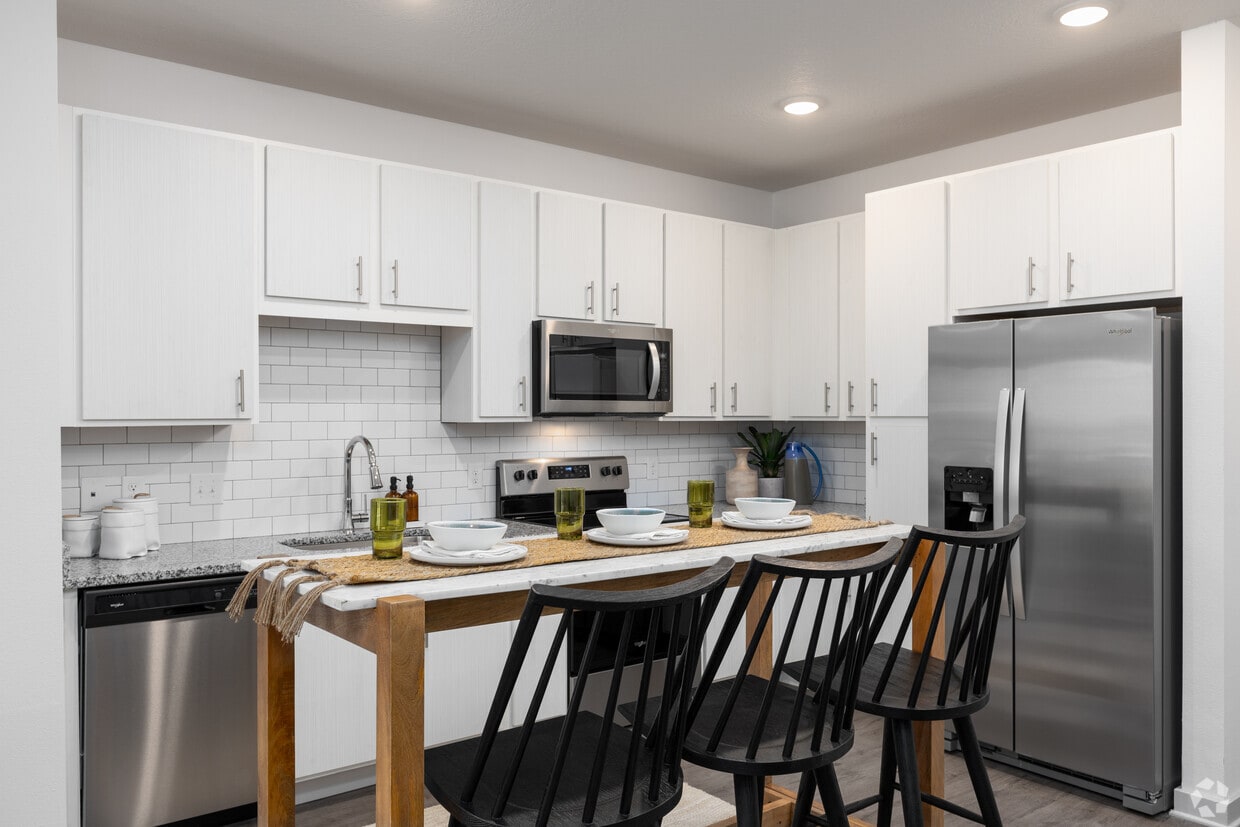 Madison Waterstar - 14535 Star Water Rd Kissimmee, FL 34747 ...