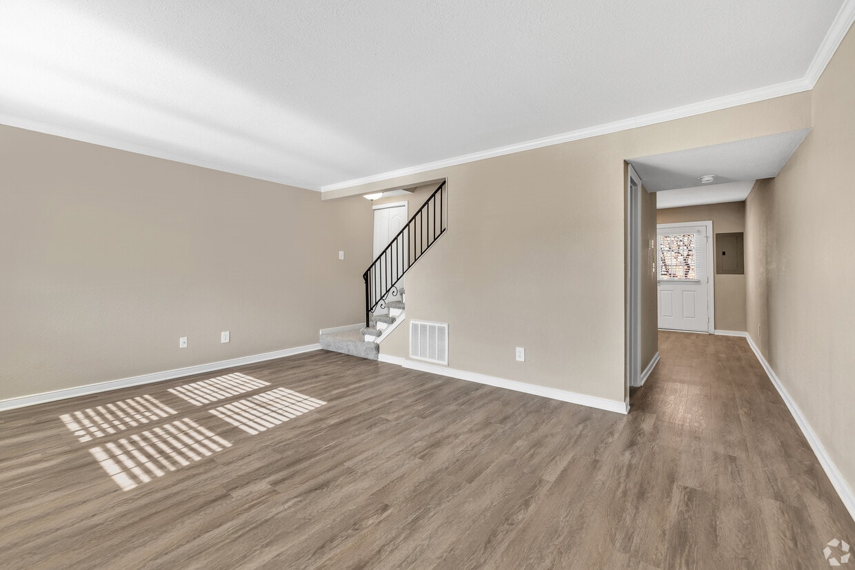 Maple Bay Apartment Townhomes - 356 S Chesire Ct Virginia Beach, VA ...