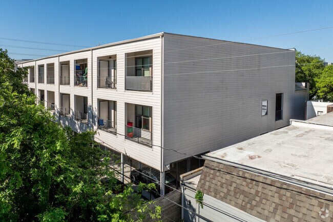 Mt Vernon Lofts - Apartments in Houston, TX | Apartments.com