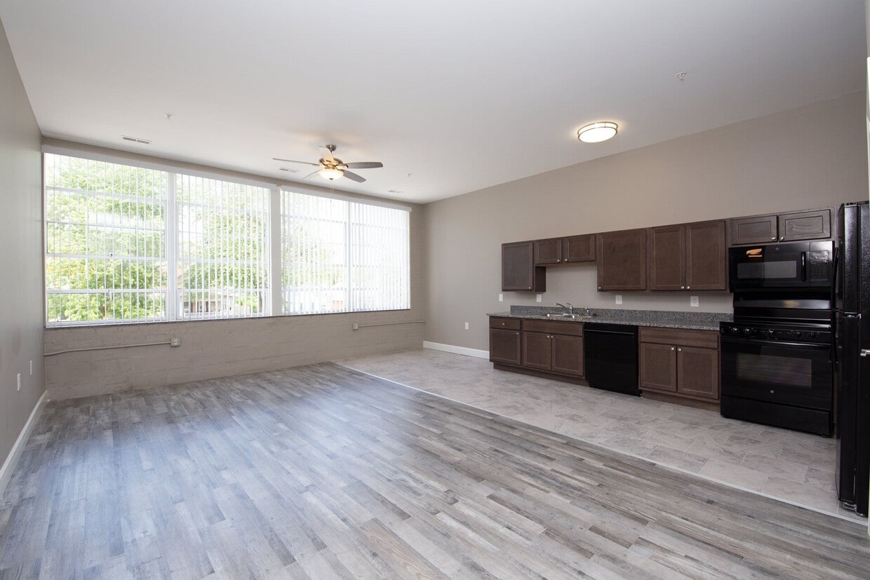 Washington Senior Apartments - 751 2nd Ave S Clinton, IA 52732 ...